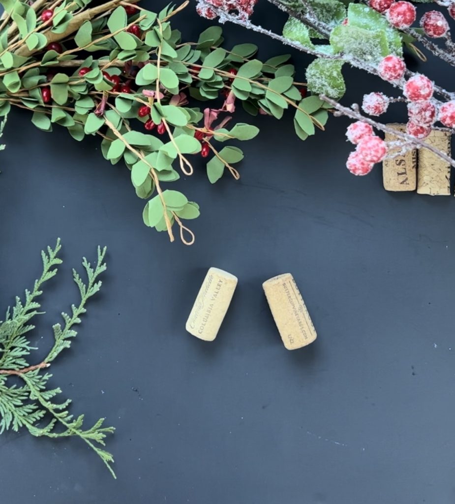 How to make a wine cork reindeer – SAM Designs