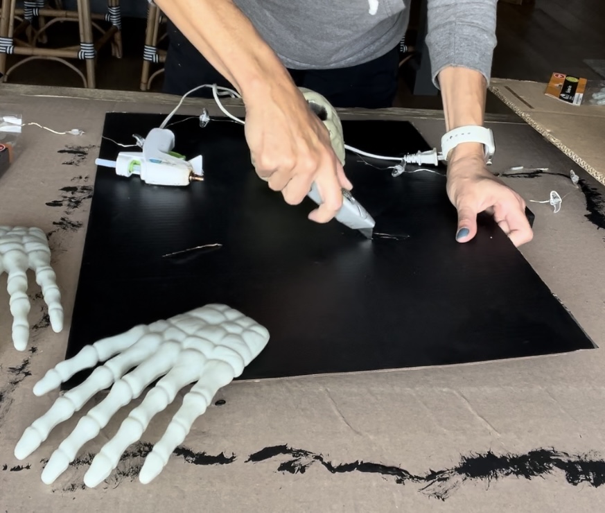3D Skeleton Picture Frame DIY - SAM Designs