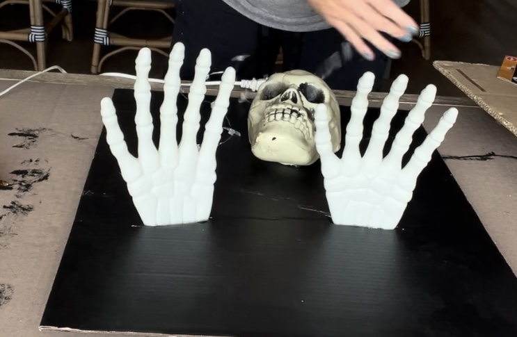 3D Skeleton Picture Frame DIY – SAM Designs